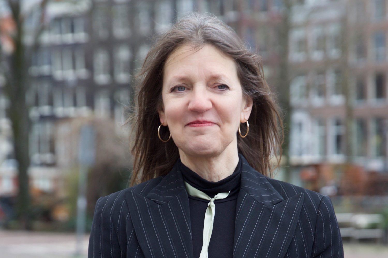 Esther Steenbergen: ‘De Kleine Zaal is fantastisch voor de gitaar ...