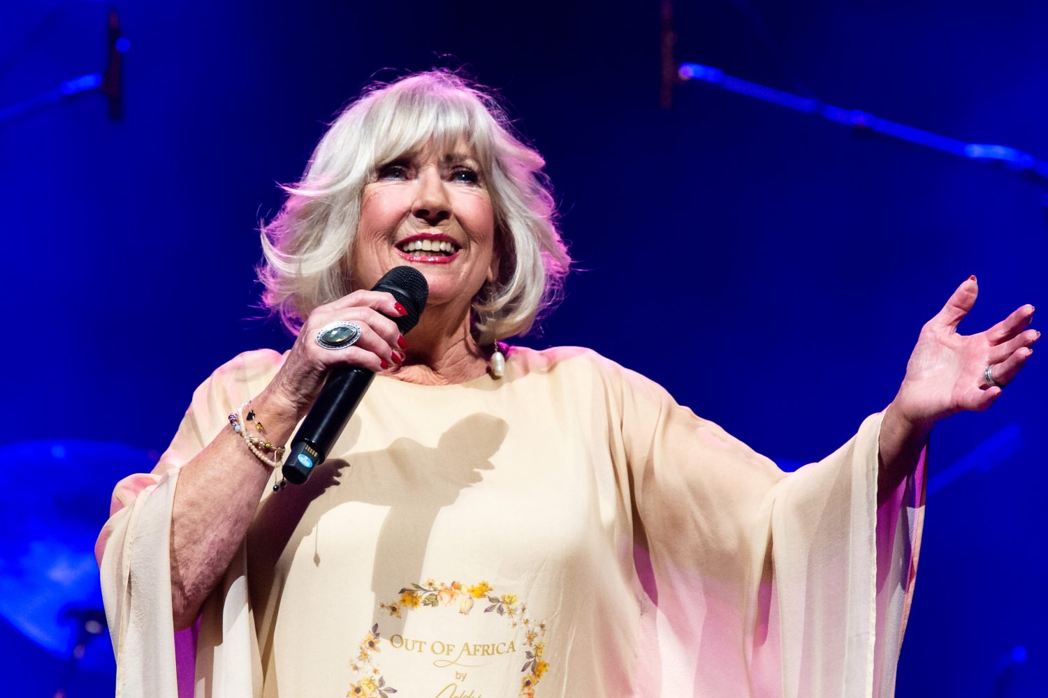 Willeke Alberti: ‘Ik ben de gelukkigste mens die er bestaat’ - Het ...