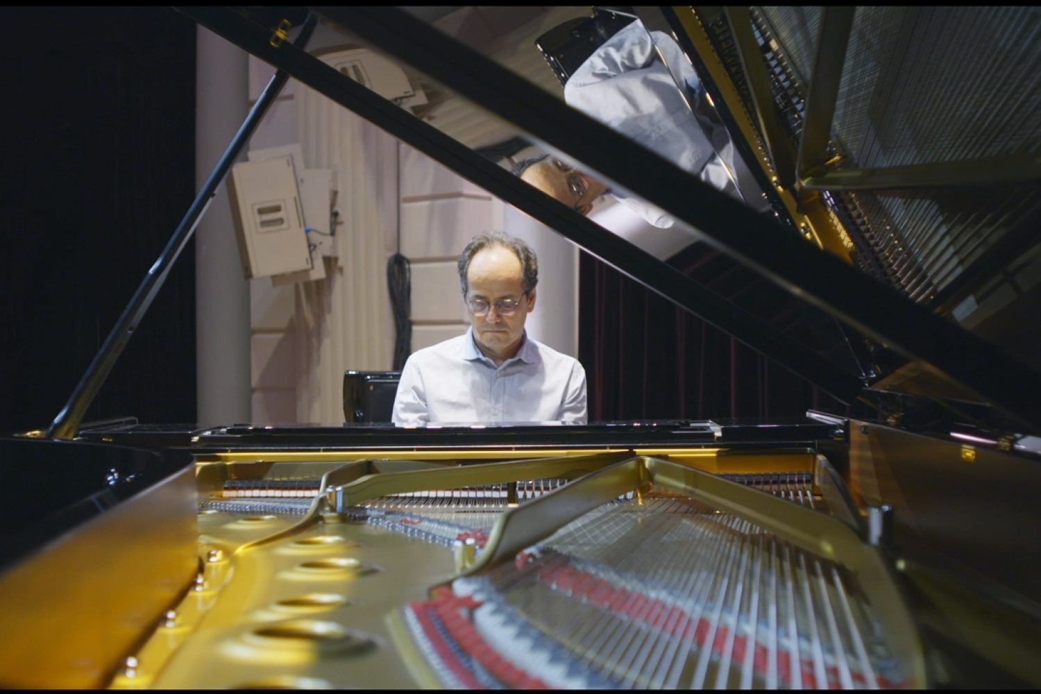 Video: Behind the Scenes met Ehud - Het Concertgebouw