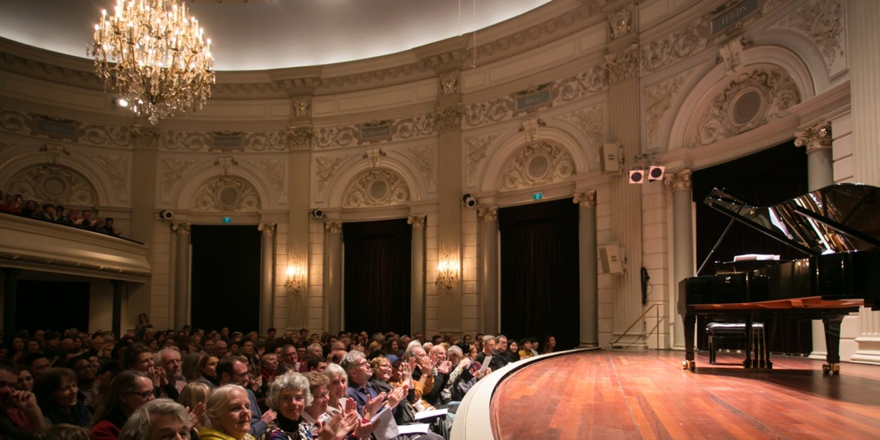 Kom Binnen in de Kleine Zaal - Het Concertgebouw