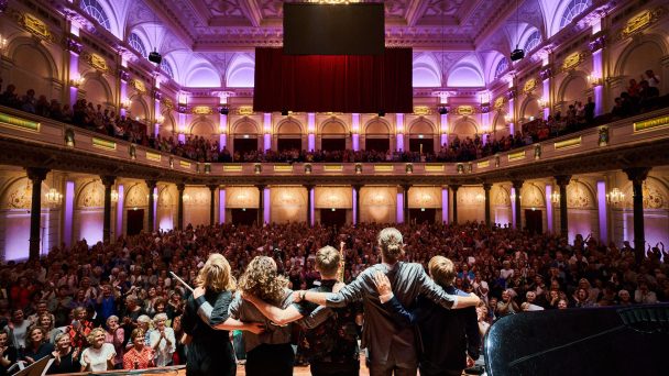 In beeld: Popup Choir - Concertgebouw - Nederlands