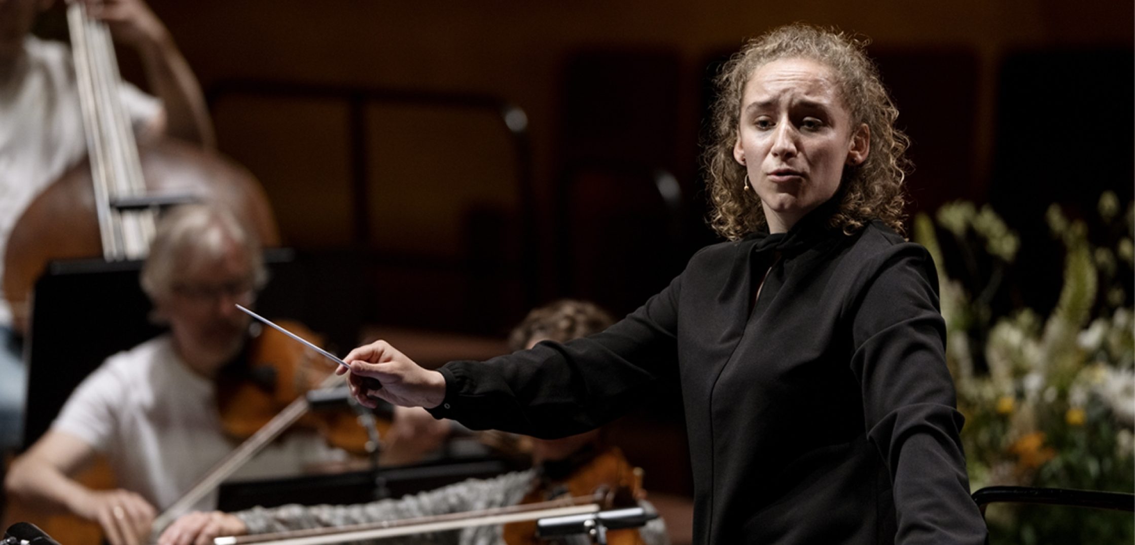 Chloe Rooke conducts Beethoven's Symphony No. 7 - Concertgebouw - English