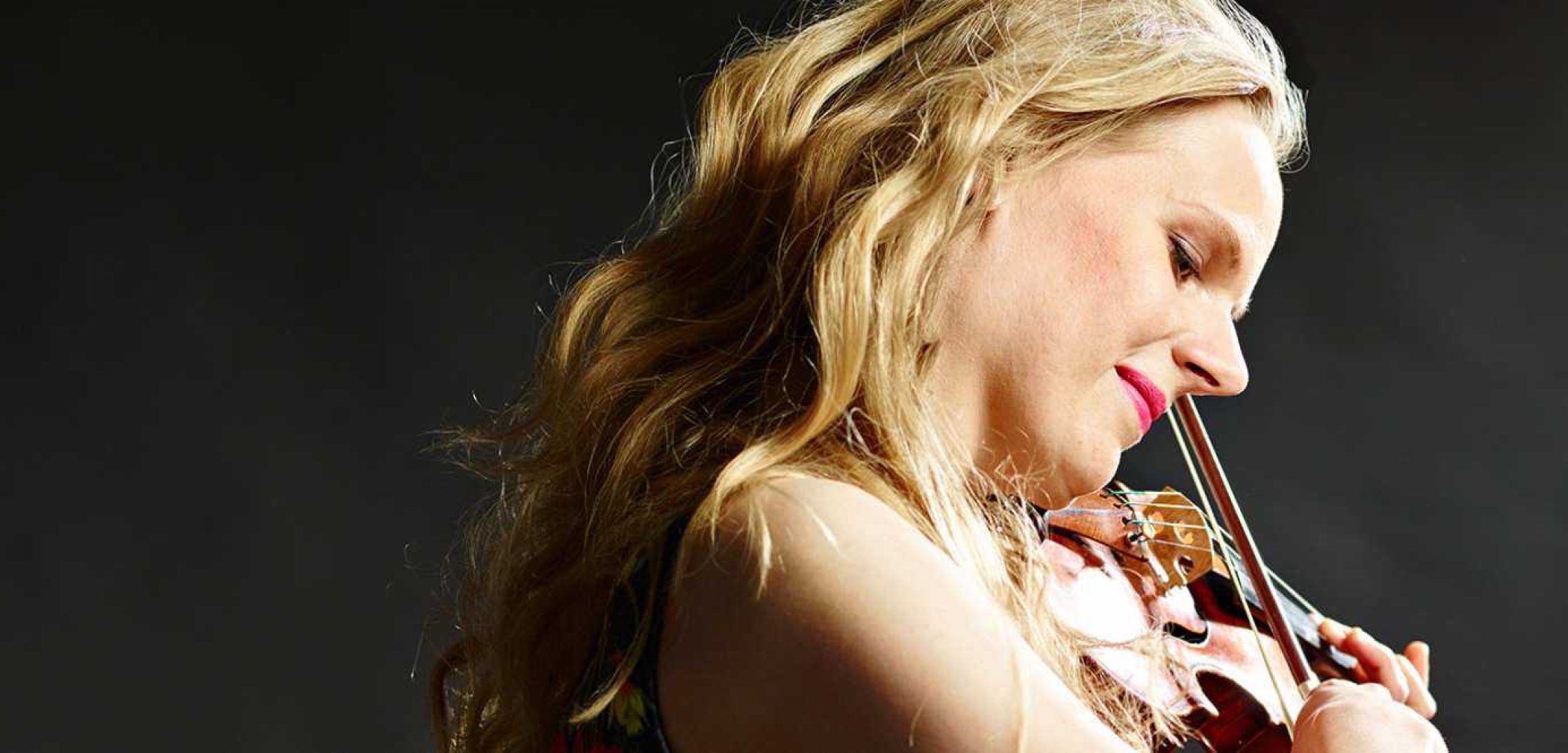 Brahms’ Double Concerto with Simone Lamsma and Johannes Moser - Het ...